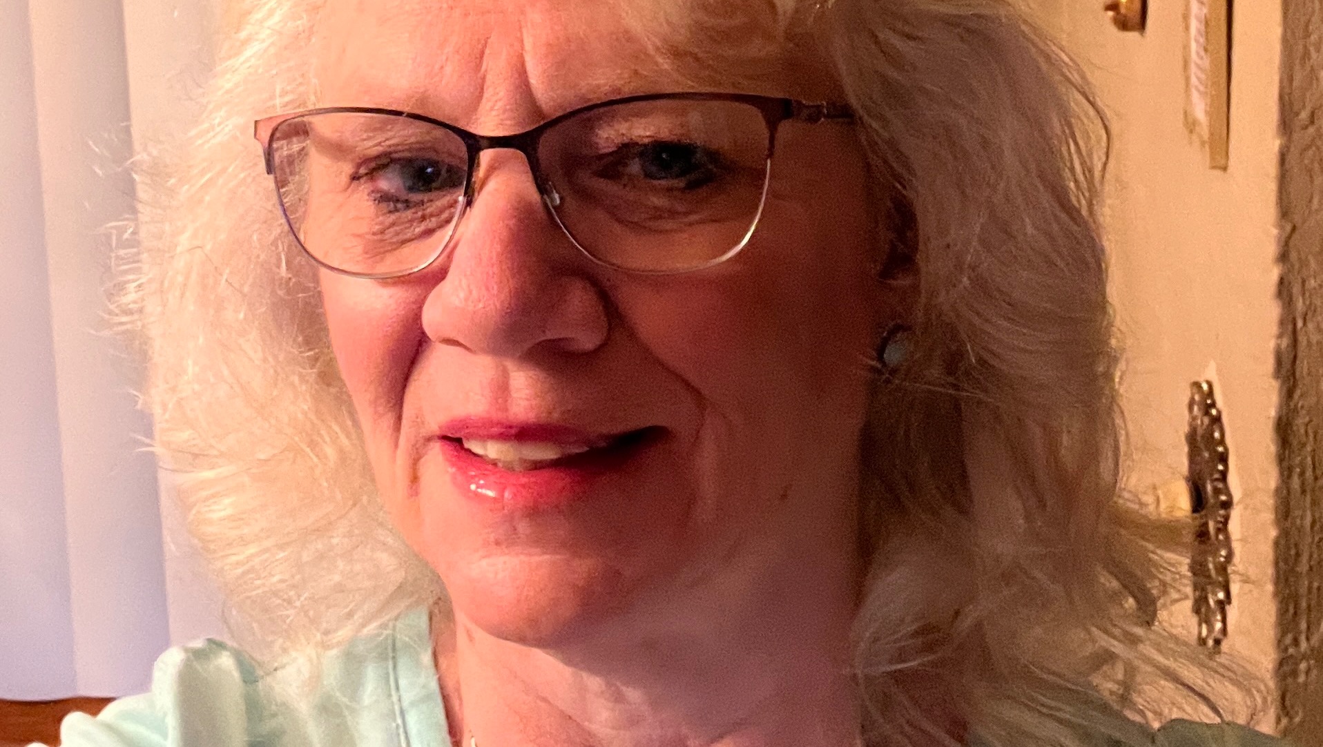 Fundraiser by Robyn Price : Support Robyn’s Dental Journey