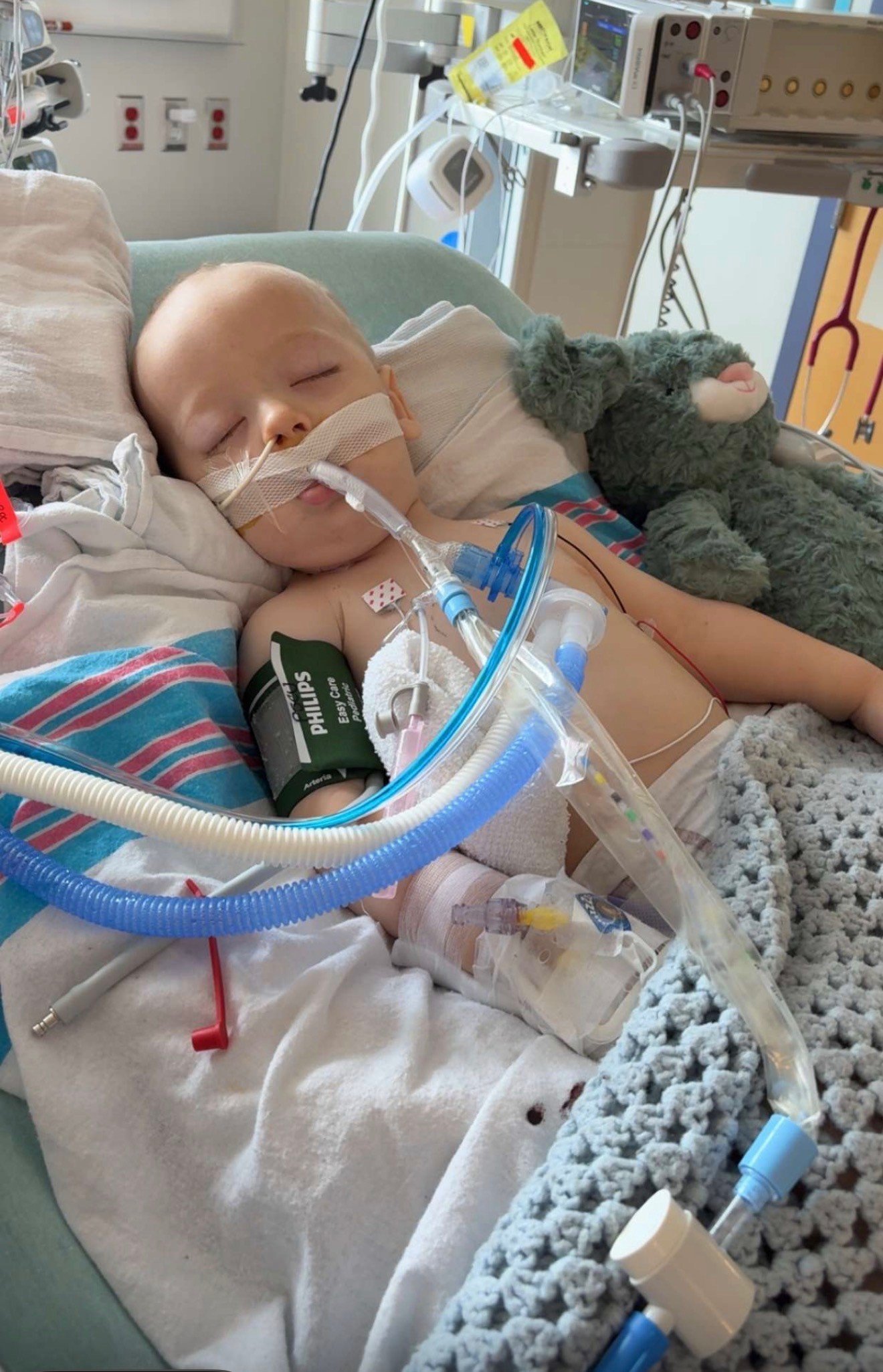 Fundraiser by Cathy Coveyduck : Baby Oliver