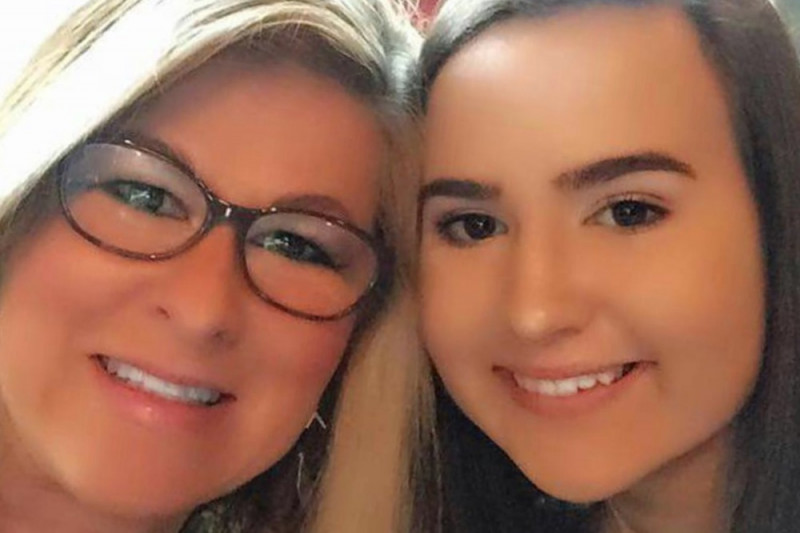 Fundraiser for Donna Necker by Annette Schavietello : Donna Necker's Fund