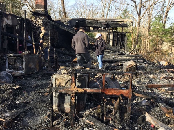 Fundraiser for Randy Gilbert by Dylan Hernandez : Randy&Angie Housefire ...