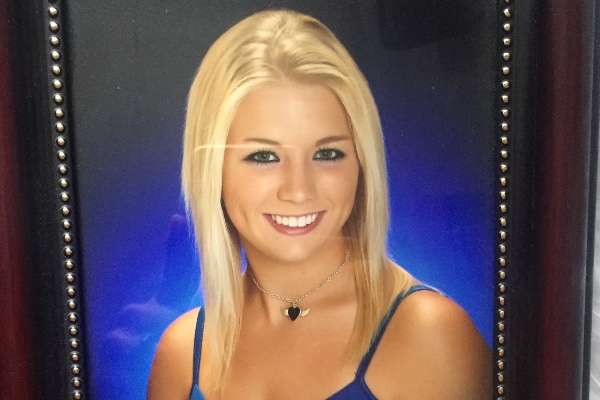 Fundraiser by Family and Friends : Nikki-Snyder-Funeral-Burial