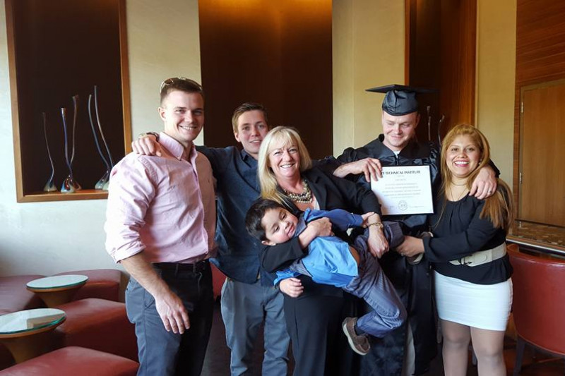 Fundraiser for Robin Graham by Kelly Lee : Care for Jesse's caregiver