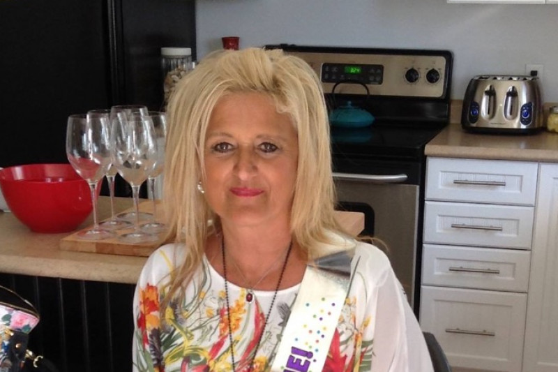 Fundraiser for Francoise Feeney by Marie-Christine Stewart : Aide médicale