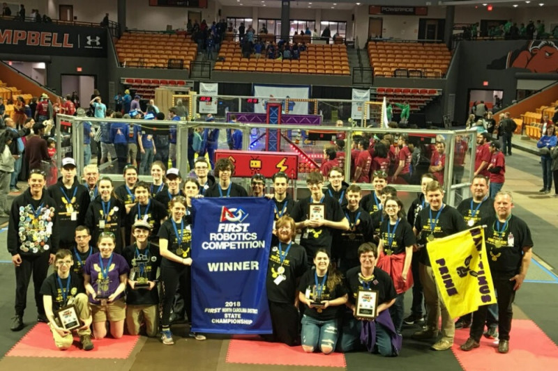 Fundraiser by Hawktimus Prime : Hawktimus Prime Robotics