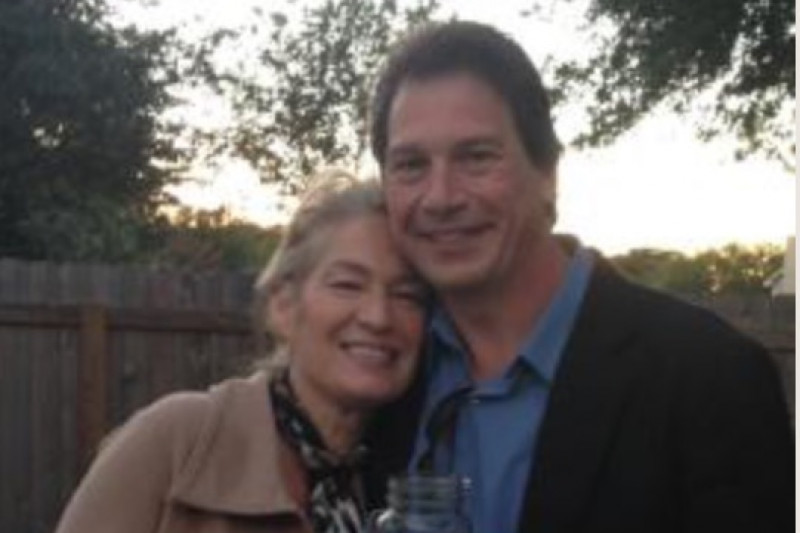 Fundraiser for Molly Otis Stoddard by Hannah Ryan : Support Glenn & Molly