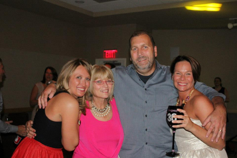 Fundraiser for Liz Leary by Eric Ganz : Support for the Farrell Family