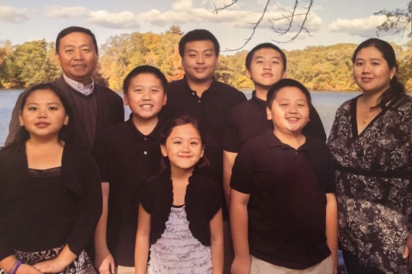 Fundraiser for Blia Yang by Debra Shipley Roffo : A Father's Love