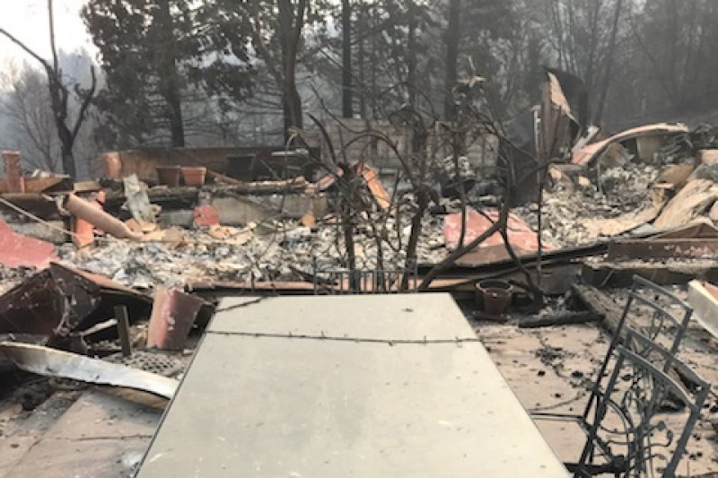 Fundraiser for Robin Pressman by Caleb Ickovic : Peter & Robin's House Fire