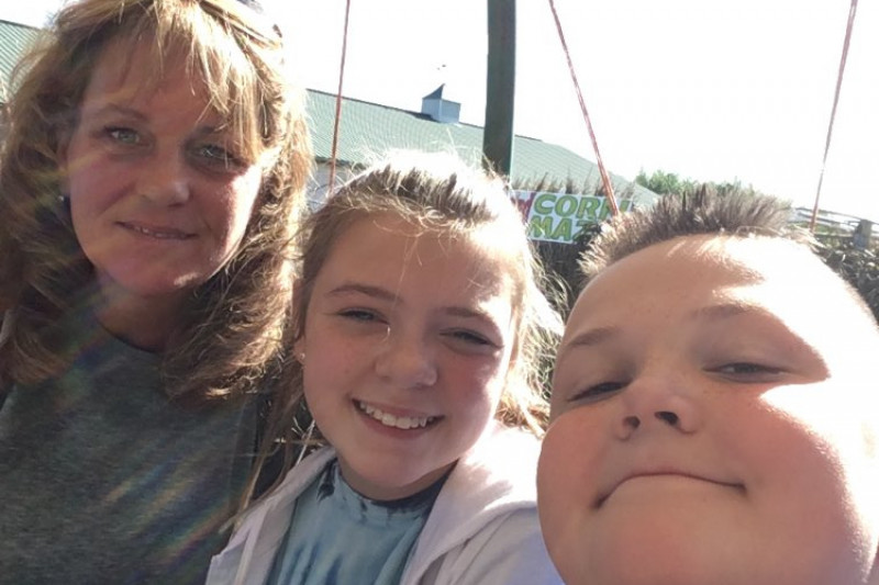 Fundraiser for Liz Ganz by Gigi Liaguno-Dorr : Liz McKenna Ganz medical ...