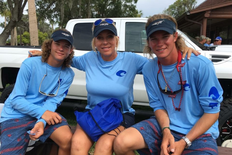 Fundraiser by Mike Springstead : My mom Shelley’s Christmas miracle