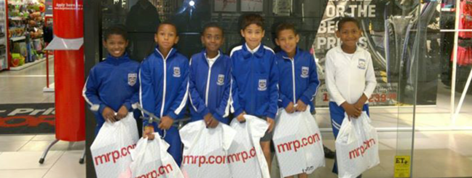 Fundraiser for Taun Masterson by Alex Masterson : Sports equipment for SA