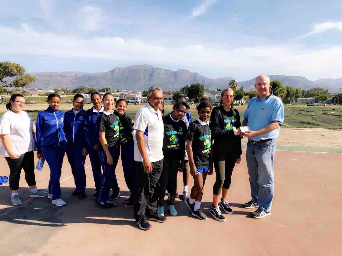 Fundraiser for Taun Masterson by Alex Masterson : Sports equipment for SA