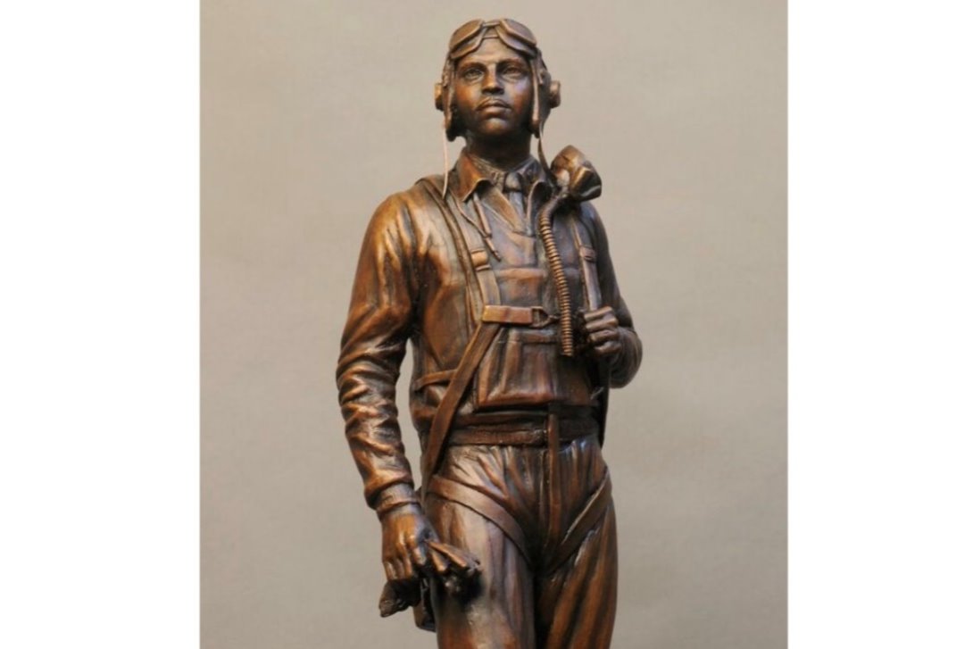 Tuskegee Statue