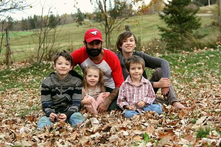 Fundraiser for Eric Vinet by Taylor Bakos : Family of 6 lost everything ...