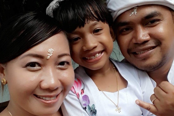 Fundraiser by Meaghan Deane : Help Chomank & Baros with Covid-19