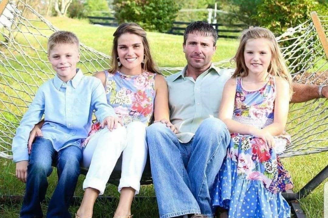 Fundraiser for Laurie Camp by Bryan Sherrill : Support for Gary Camp family