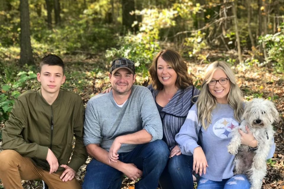 Fundraiser for Kim Muzzarelli by Leslie Cowan : Love for Lauren