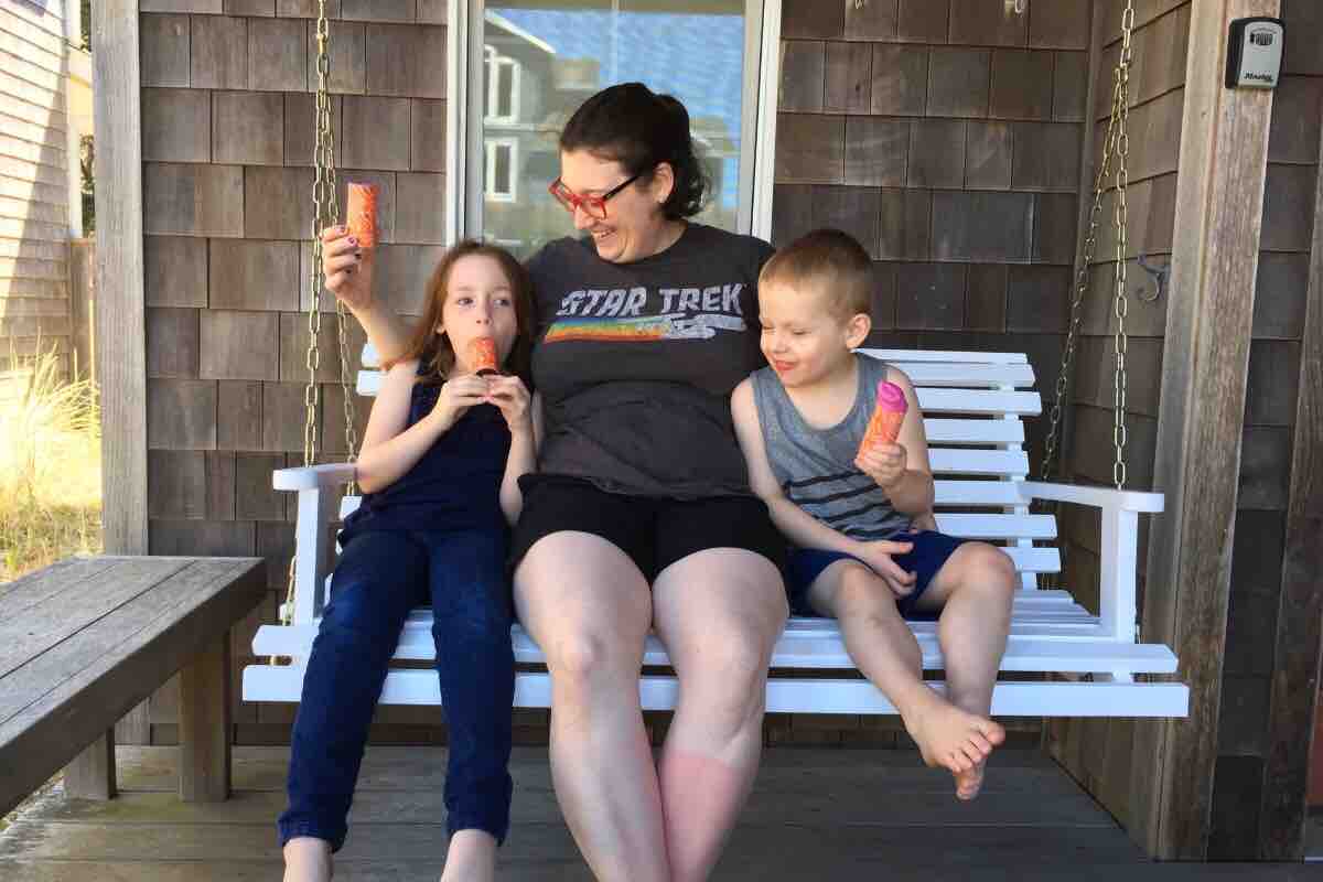 Fundraiser by Aubri Martin-Parmenter : Kick Endo to the Curb, For GOOD!