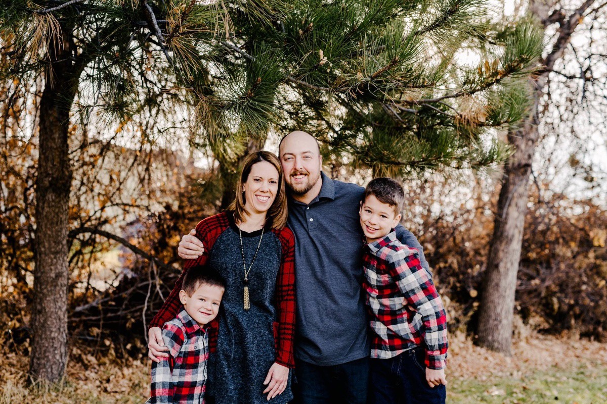 Fundraiser for Mike Stelzner by Susan Elizabeth : The Stelzner Family