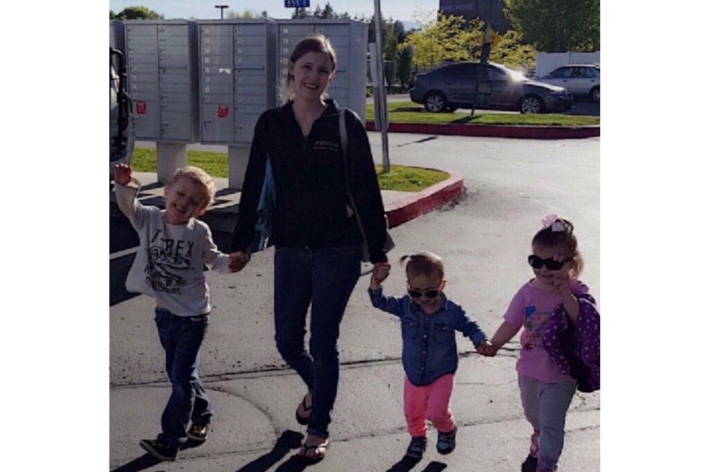 Fundraiser for Rowan Steiner by Alex Dierks : Chloe Steiners Funeral Costs