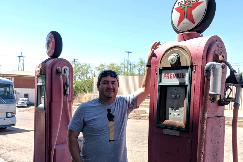 Fundraiser for Czarina Lopez Coronado by Mike Carrasco : Sambo Moreno