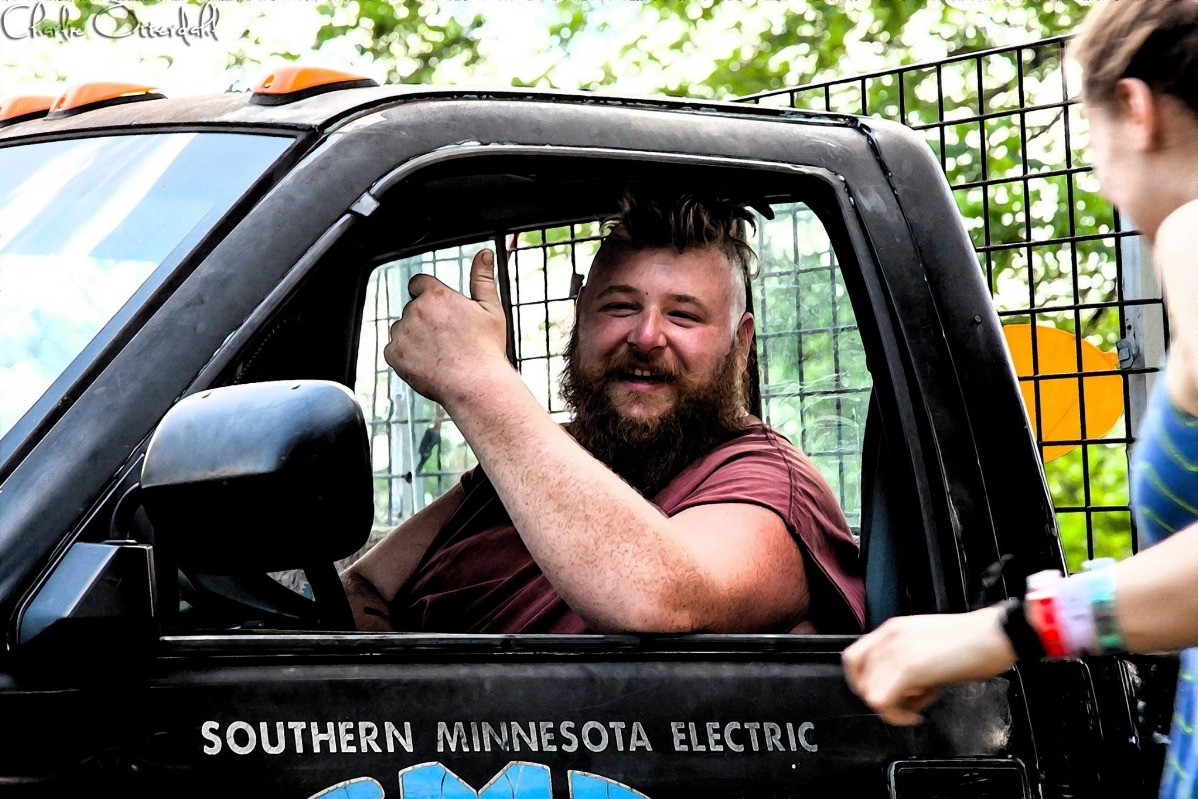 Fundraiser for Ian Molloy-Busse by Bill Busse : Help a fucker out. Ian ...