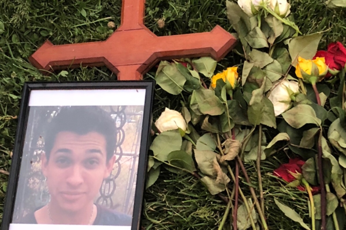 Fundraiser by Tina Hernandez : Funeral for Christopher Teuber