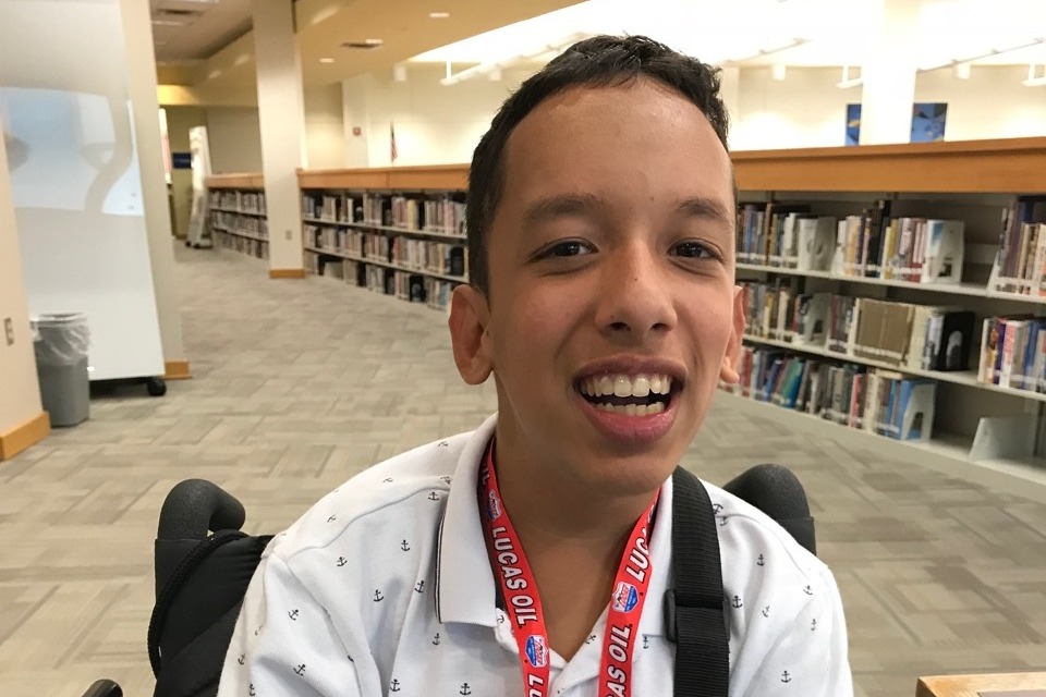 Fundraiser by Ysa Garcia : A New Chair for Jesus Sanchez