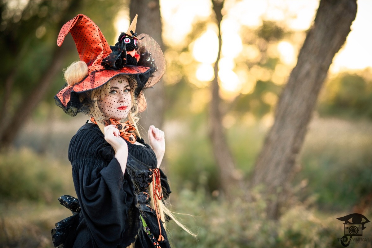 Fundraiser for Casey Upton by Luna Bear : Support MageGladen After CA Fire