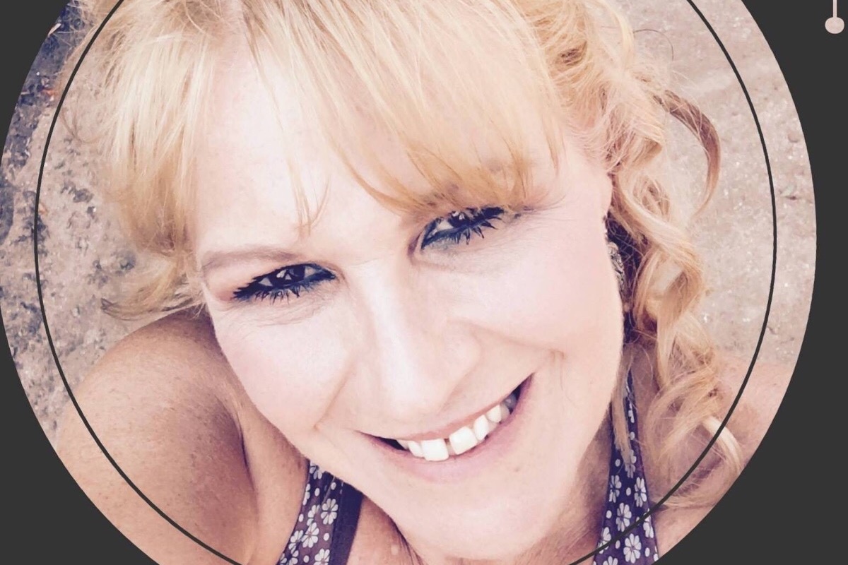 Fundraiser by Sarah Elizabeth : Shelly (Tanya) Burden’s Service