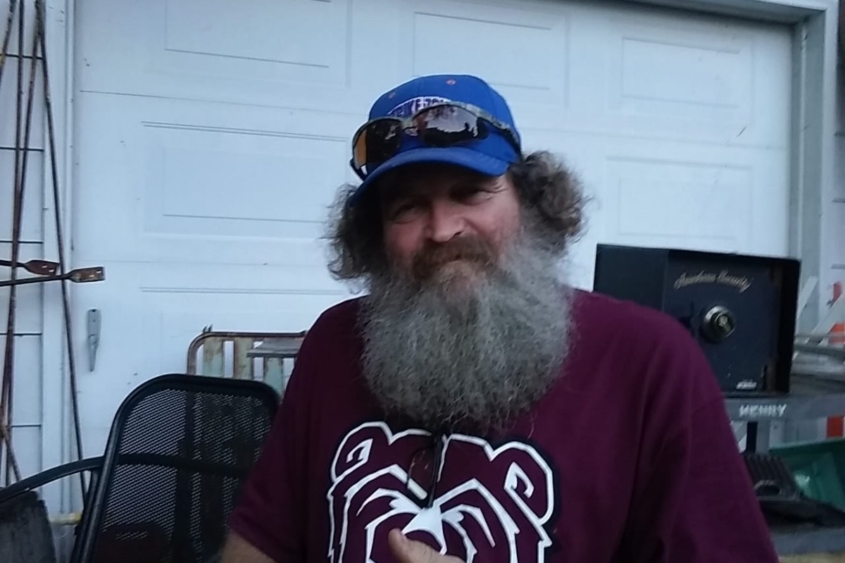 Fundraiser for Joe Henry by Jeanne Smith Peck : Gus Henry - Funeral and ...