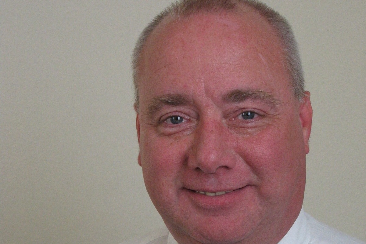 Fundraiser by South Heather : Help Dr Tony Rowe and his family with his ...