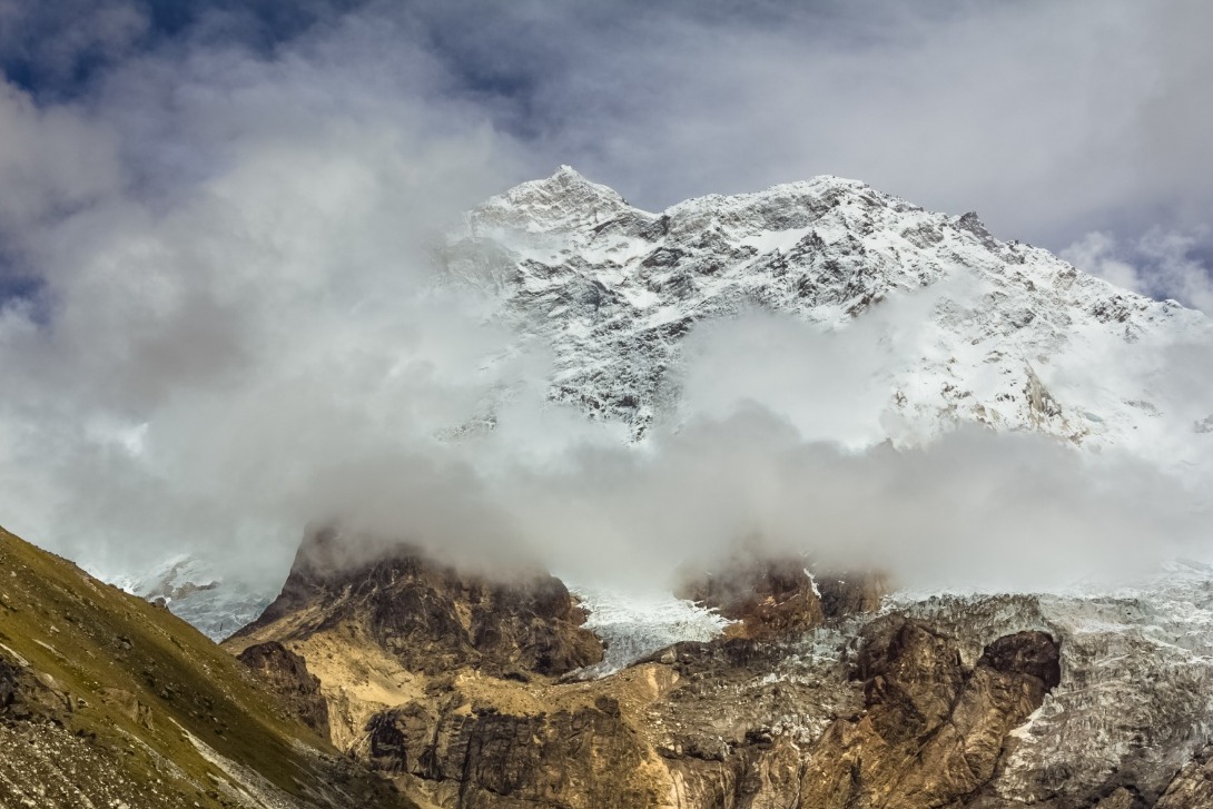 Fundraiser by April Mayhew : April Returns to Makalu (8485 M / 27,838')
