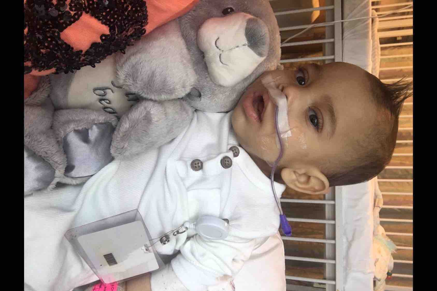 Fundraiser for Angel Lopez torres by Go Go : Darían Hernandez (krabbe)