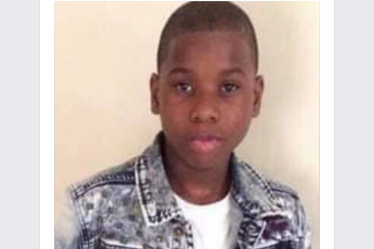 Fundraiser by Mel Berry : Assistance in burial for 13 yr old Deon Williams