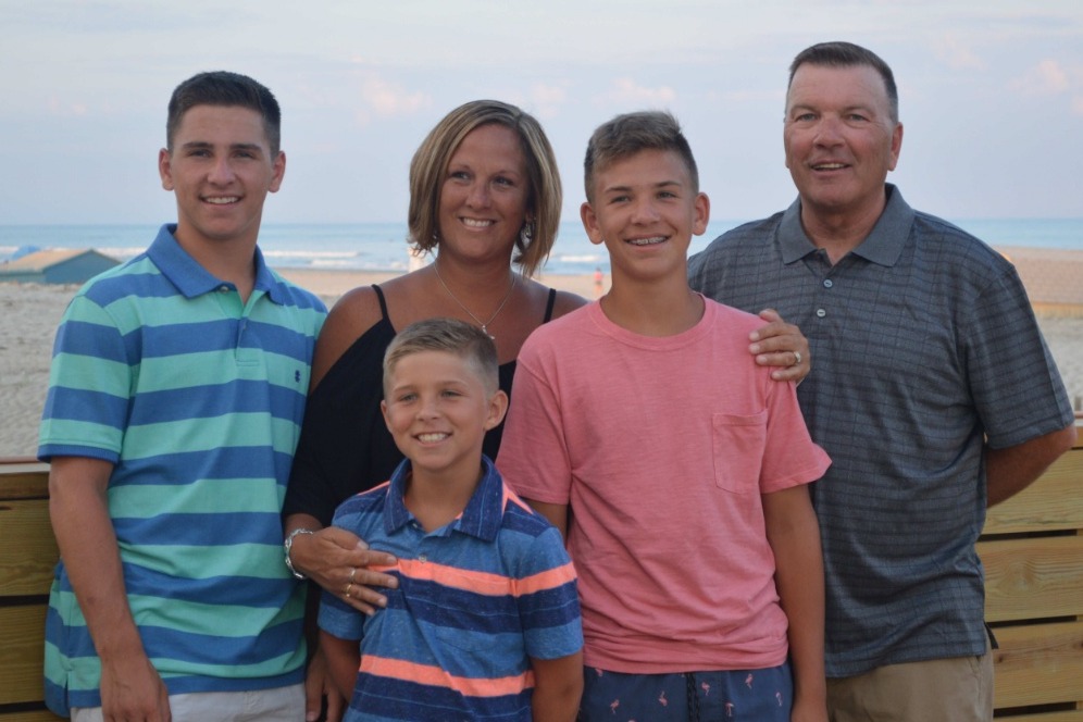 Fundraiser for Amy Foskey by Lisa Cowan : Funds for Foskey Family