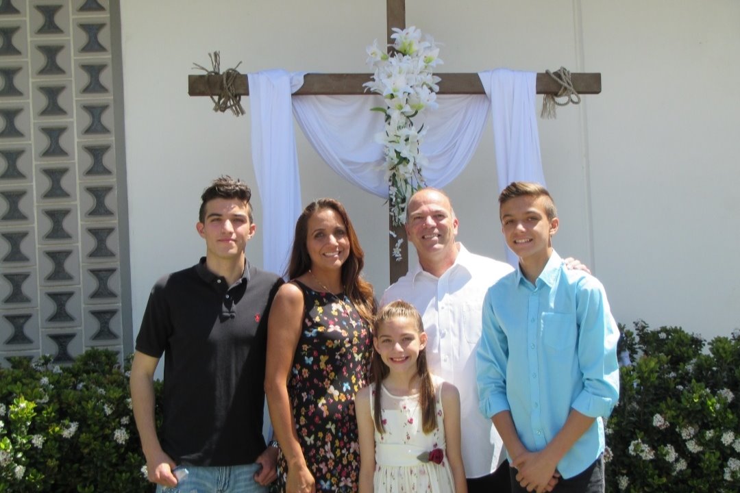 Fundraiser for Julia Scarpa by Steve Hise : Scarpa Family Support