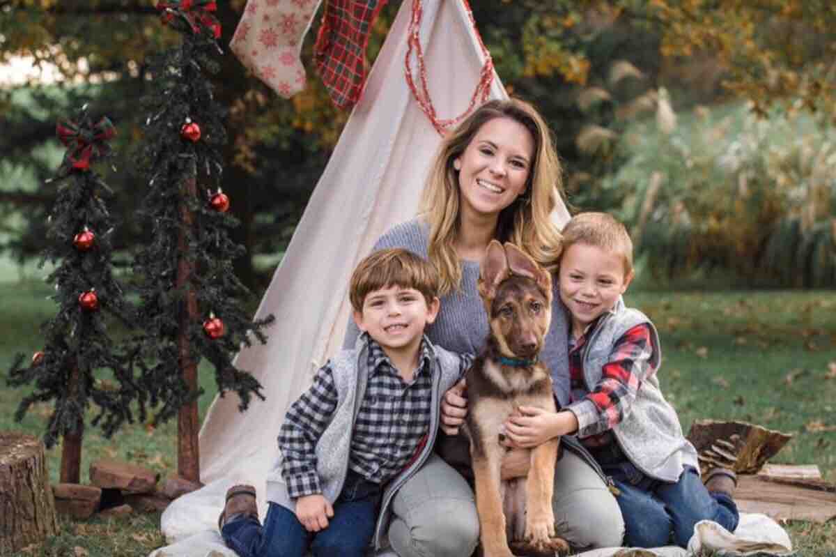 Fundraiser for Doreen Tracy by Tom Plaitano : Babes Unite For Cait