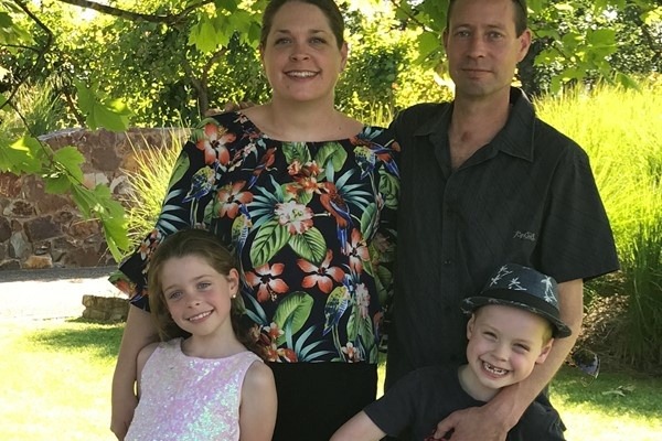 Fundraiser for Leanne Mackenzie by Megan Keogh : LINC Up