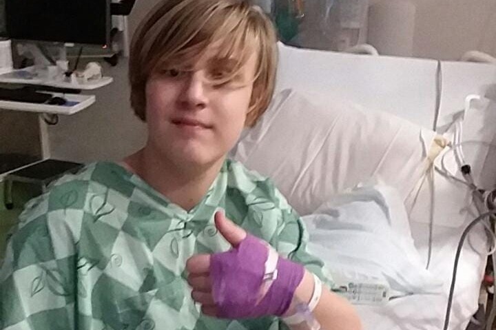 Fundraiser for Jason Kniestedt by Randi Bouchillon Austerman : Team Ian