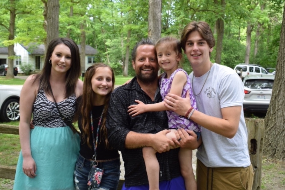 Fundraiser by Barbara Markowski-Banyai : Tom Markowski fighting leukemia