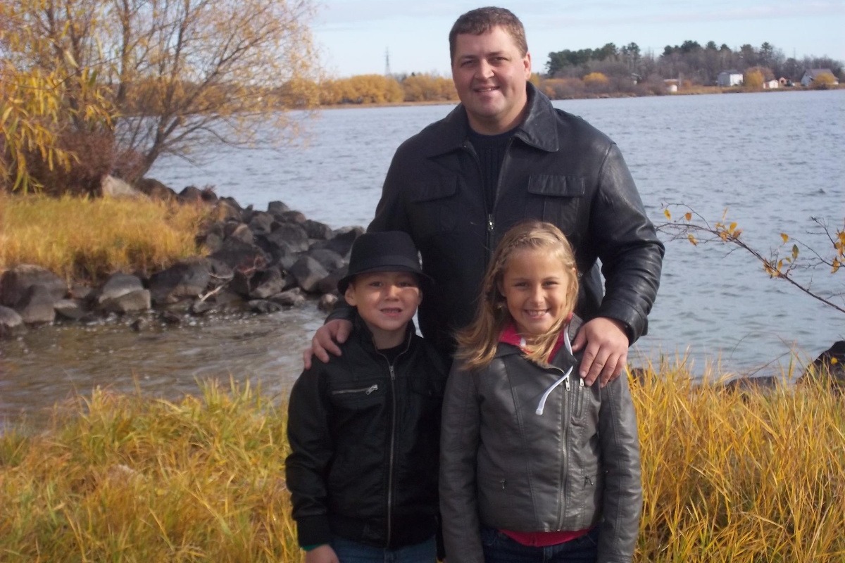 Fundraiser for Richard Levesque by Marc-André Michon : Help the ...