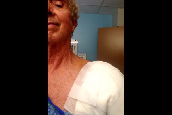 Fundraiser for Dean Amundson by Silke Putscher : Injured hair-styler ...