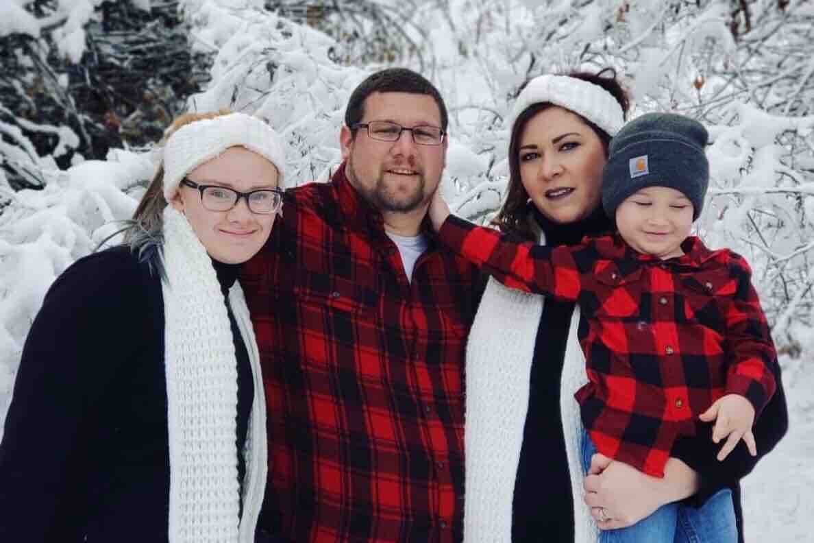 Fundraiser for Krystin Desmond by Bethany Hill : The Yeomans Family