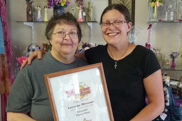 Fundraiser for Ang Curley by April Robinson : Shelley Curley