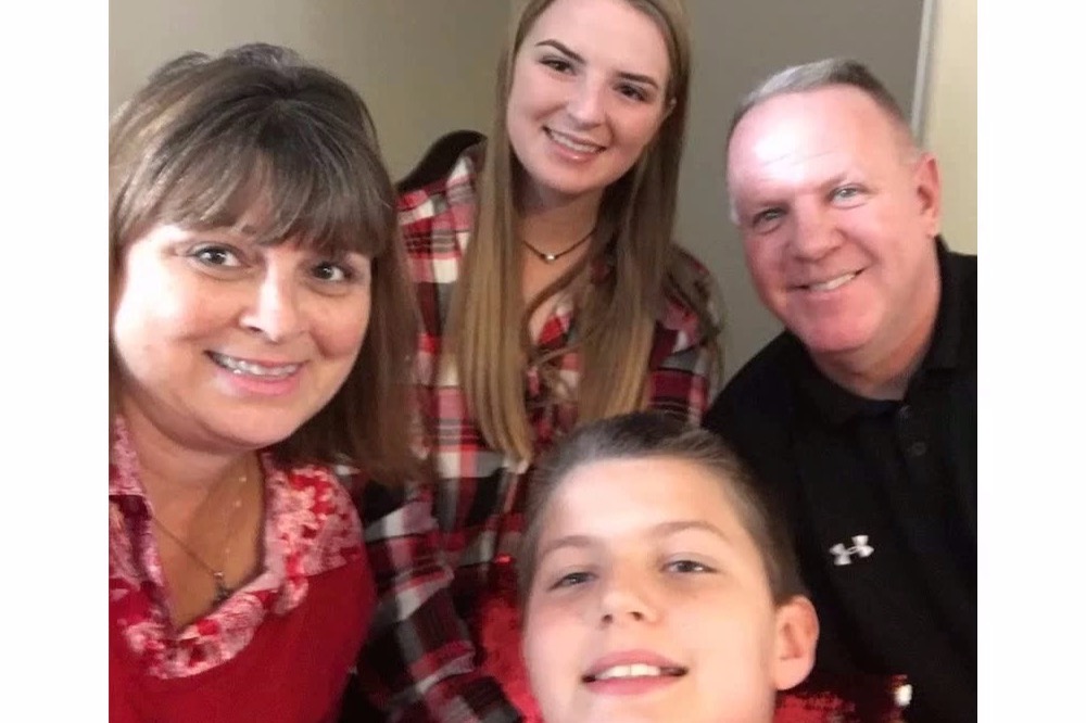 Fundraiser for Bob Hickey by Debbie Muse : In Memory of Regina Hickey