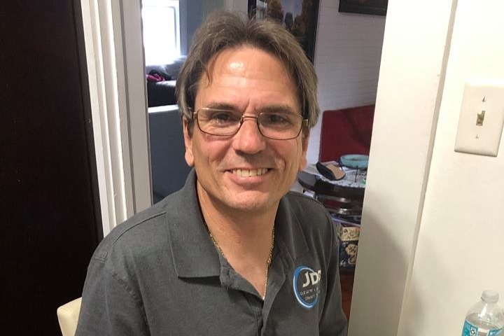 Fundraiser by Matthew Kleizo : James Crouch Throat Cancer Battle