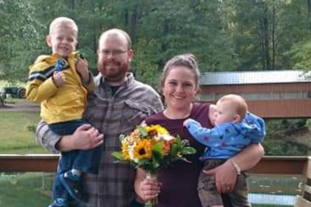 Fundraiser for Sarah Lindgren by Elizabeth Dippold : Support for Dan ...