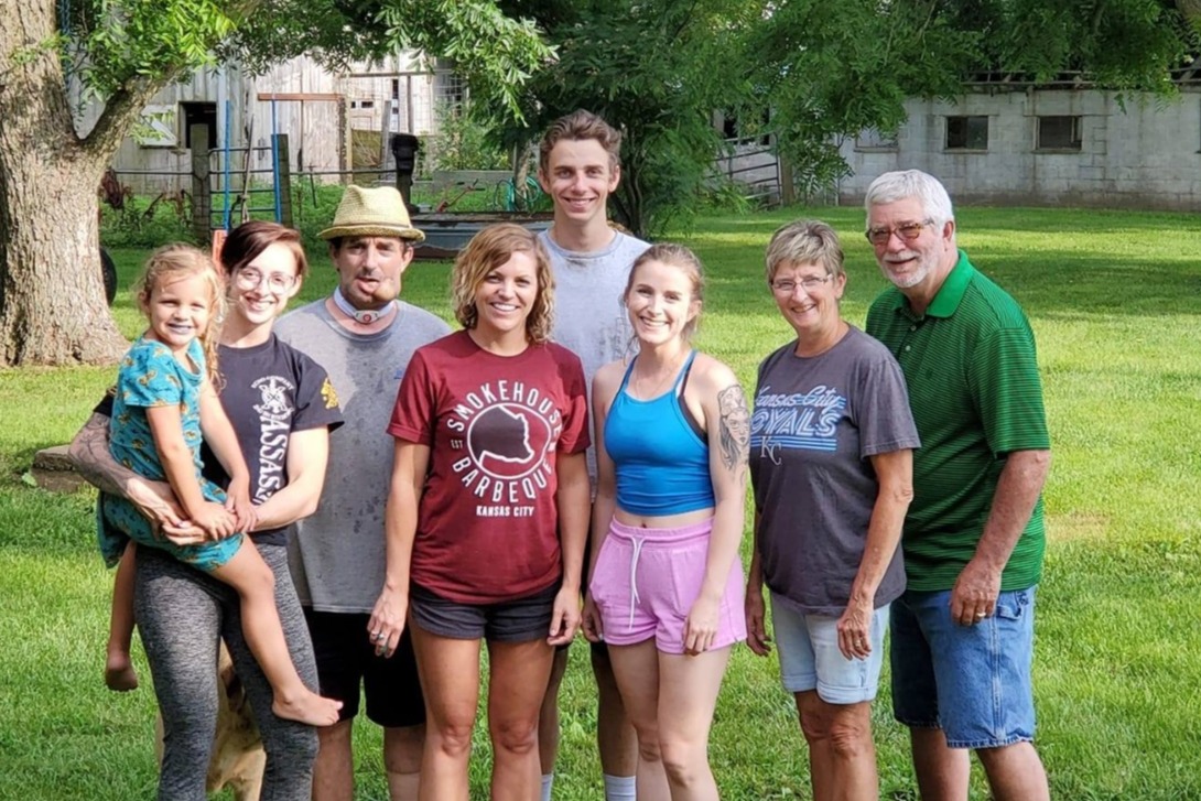 Fundraiser by Jake Turley : Lile family