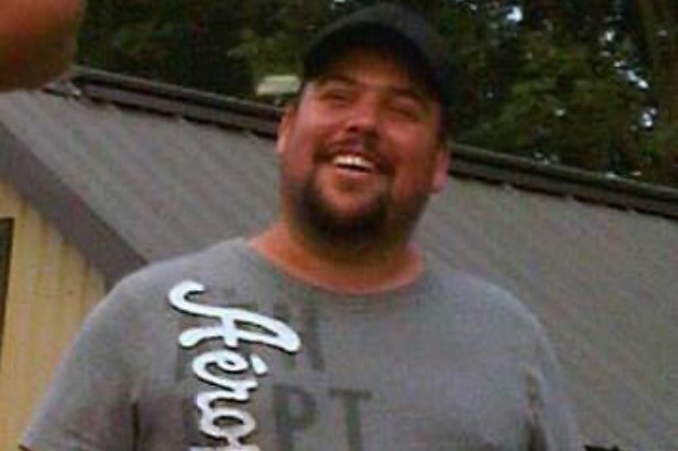 Fundraiser for Derrick Burrows by Dustin Catto : Shawn Burrows